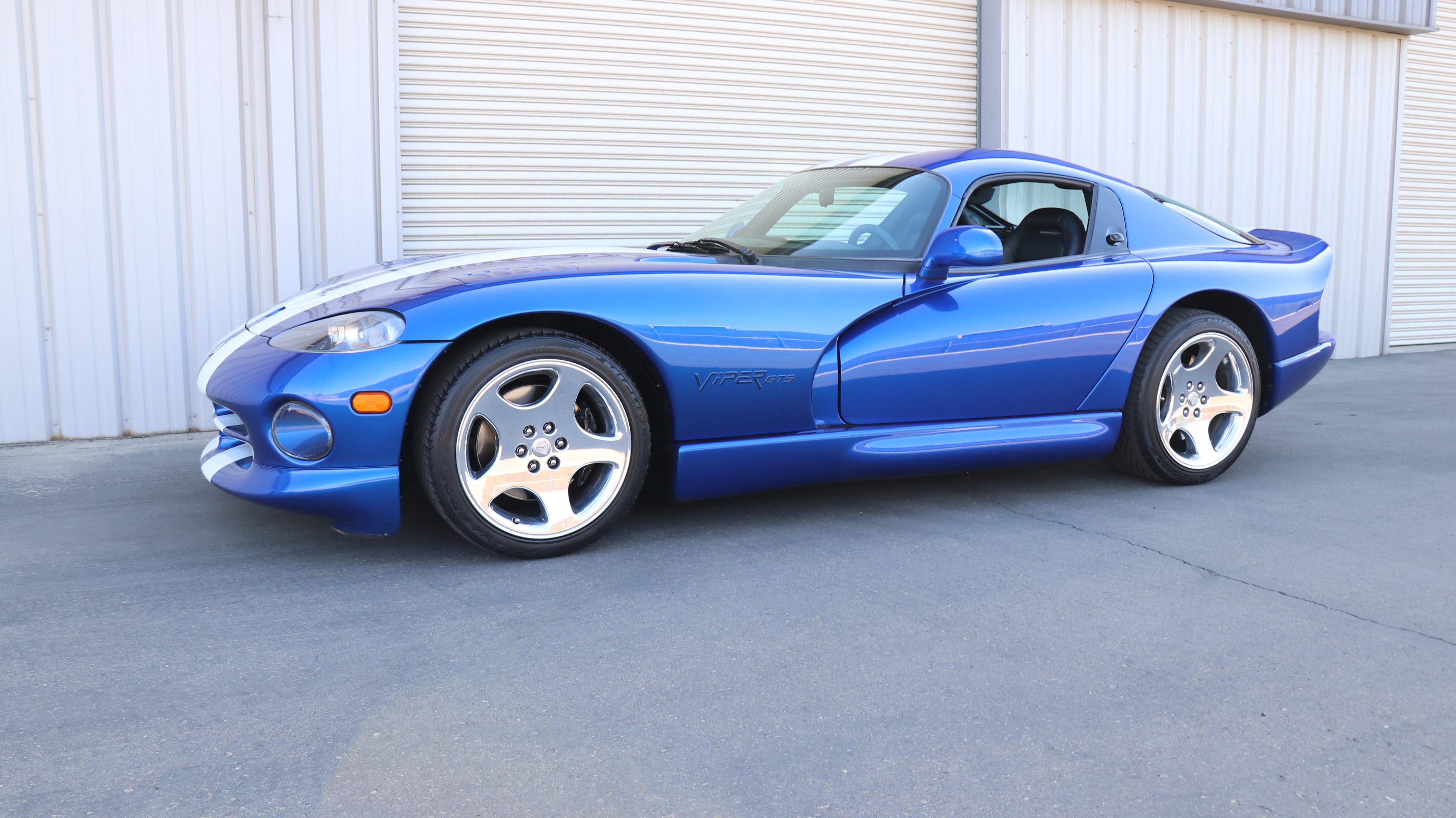 1997 Dodge Viper GTS - Blue/White Stripes | American Supercars