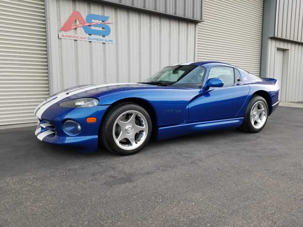 1996 Dodge Viper GTS - Blue/White Stripes | American Supercars